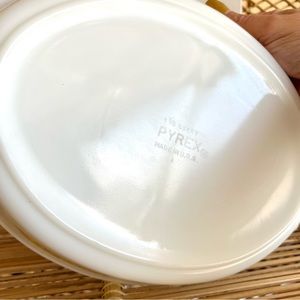Pyrex | Kitchen | Vintage Pyrex 961 Royal Wheat 1 12 Quart Divided ...